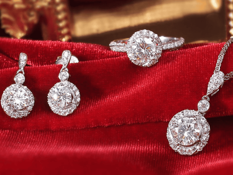 Một số cách nhận biết đá quý đơn giản nhất năm 2024